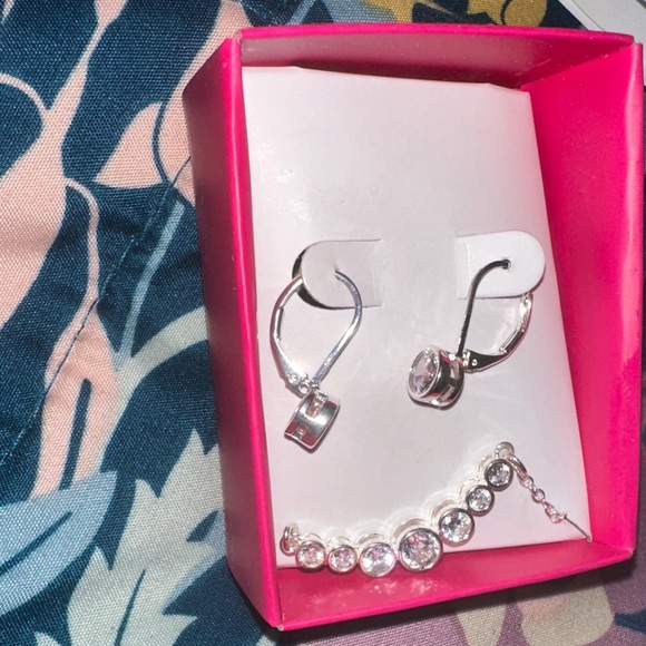 Avon | Jewelry | Avon Silver And Clear Jewelry Set | Poshmark